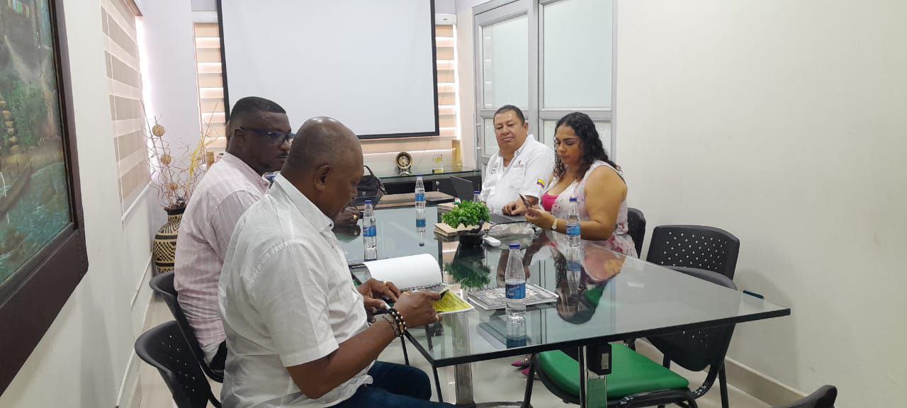 Reunión de Trabajo para implantar el Proyecto Sacha en Honduras ...